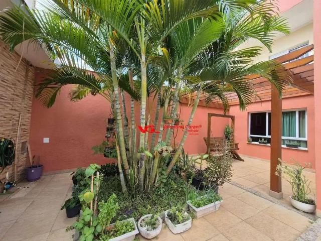Casa / Sobrado para Venda em Indaiatuba/SP Jardim Jequitibá 4 Quartos