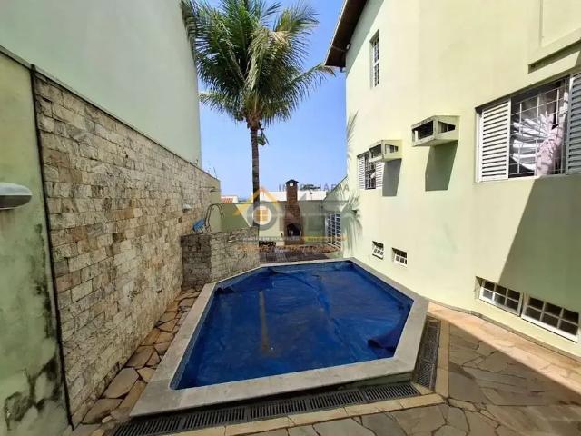 Casa / Sobrado para Venda em Indaiatuba/SP Jardim Jequitibá 6 Quartos