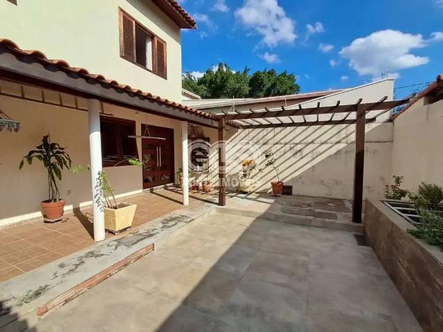 Casa / Sobrado para Venda em Indaiatuba/SP Jardim Primavera 3 Quartos