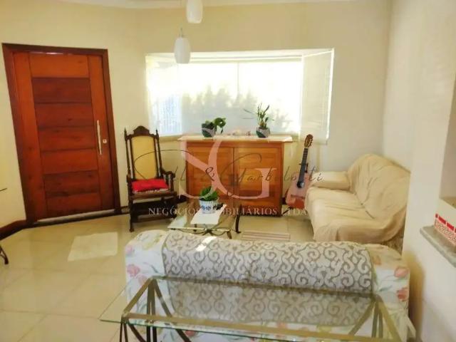 Casa / Sobrado para Venda em Indaiatuba/SP Jardim Regina 4 Quartos