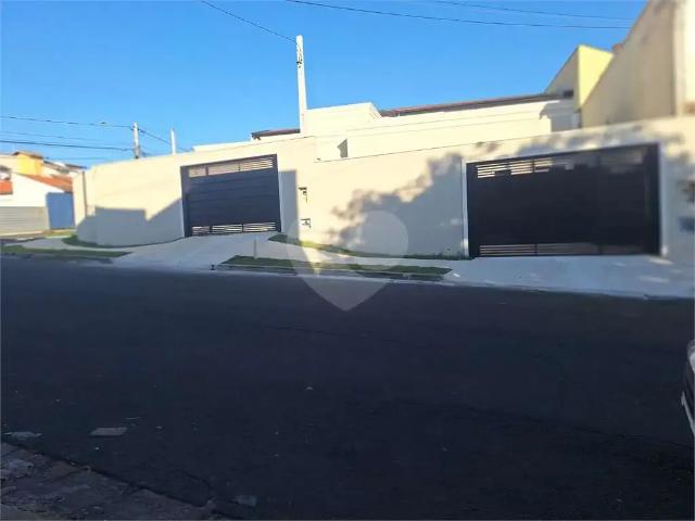 Casa / Sobrado para Venda em Indaiatuba/SP Jardim Regina 3 Quartos