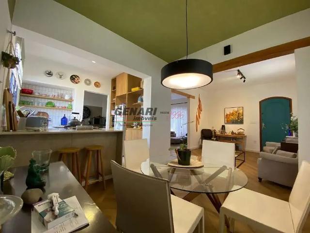 Casa / Sobrado para Venda em Indaiatuba/SP Vila Suíça 3 Quartos