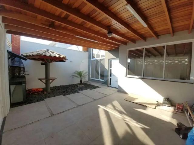 Casa / Sobrado para Venda em Indaiatuba/SP Parque Residencial Sabiás 3 Quartos