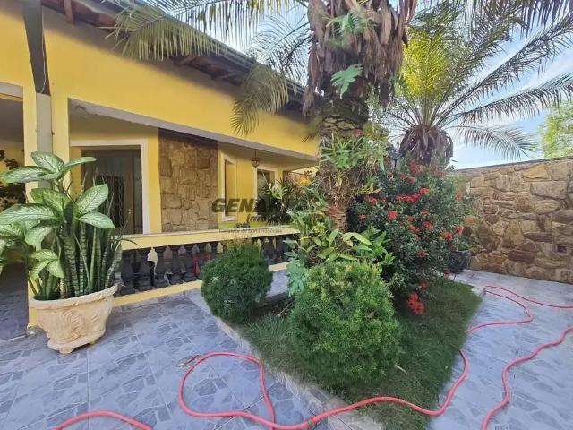 Casa / Sobrado para Venda em Indaiatuba/SP Parque São Lourenço 5 Quartos