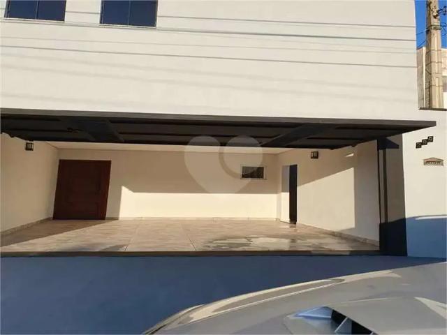 Casa / Sobrado para Venda em Indaiatuba/SP Parque São Lourenço 3 Quartos