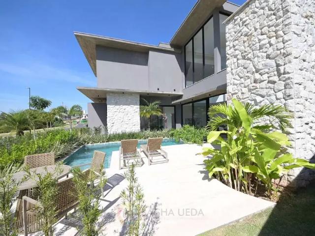 Casa / Sobrado para Venda em Indaiatuba/SP Parque Villa dos Pinheiros 4 Quartos
