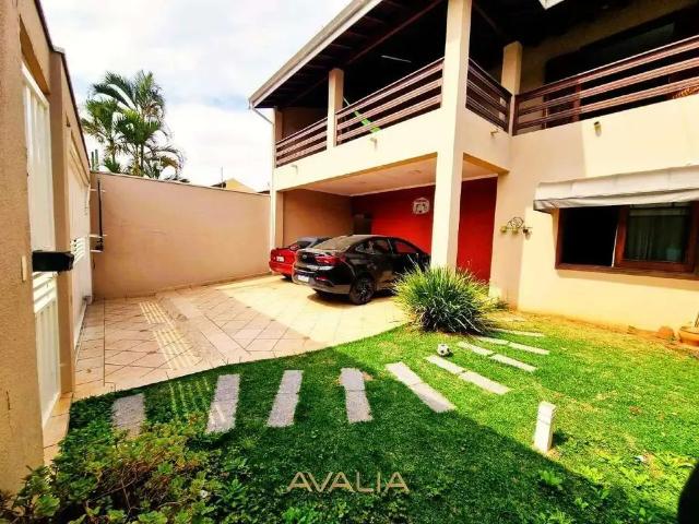 Casa / Sobrado para Venda em Indaiatuba/SP Residencial Monte Verde 4 Quartos