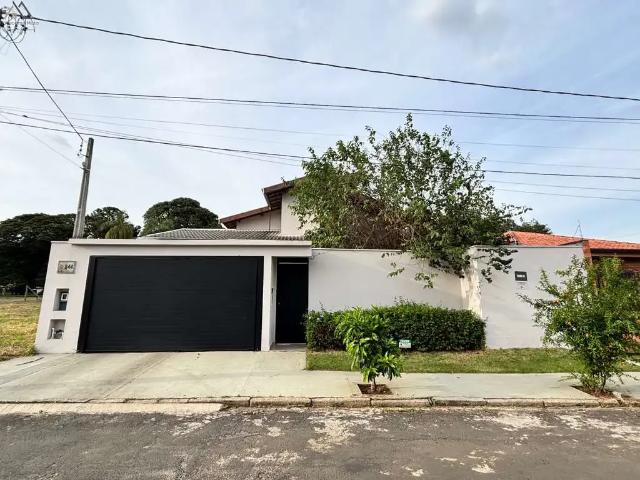 Casa / Sobrado para Venda em Indaiatuba/SP Vila Avaí 4 Quartos