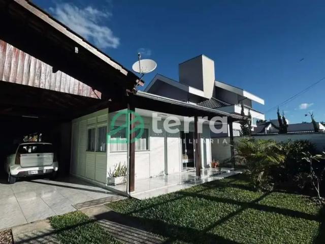 Casa / Sobrado para Venda em Indaial/SC Carijós 3 Quartos