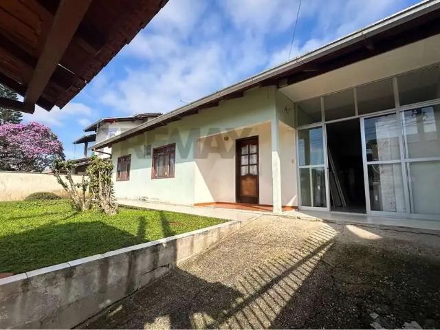 Casa / Sobrado para Venda em Indaial/SC Carijós 3 Quartos