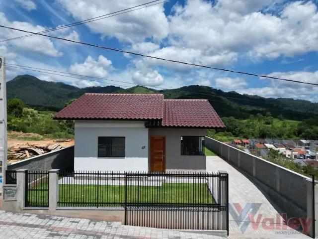 Casa / Sobrado para Venda em Indaial/SC Arapongas 2 Quartos