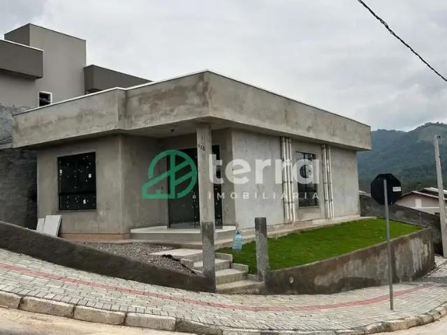 Casa / Sobrado para Venda em Indaial/SC Arapongas