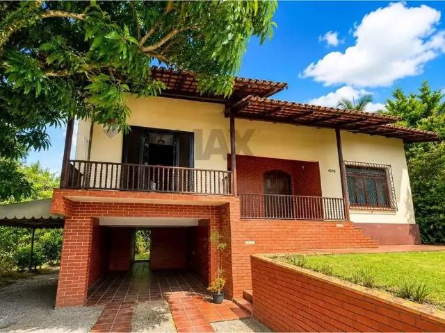 Casa / Sobrado para Venda em Indaial/SC Encano 4 Quartos