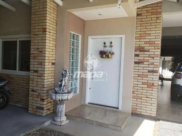 Casa / Sobrado para Venda em Indaial/SC Estados 3 Quartos