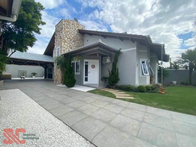 Casa / Sobrado para Venda em Indaial/SC Estados 3 Quartos