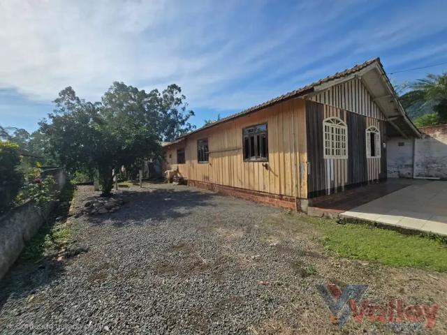 Casa / Sobrado para Venda em Indaial/SC Estrada das Areias 4 Quartos