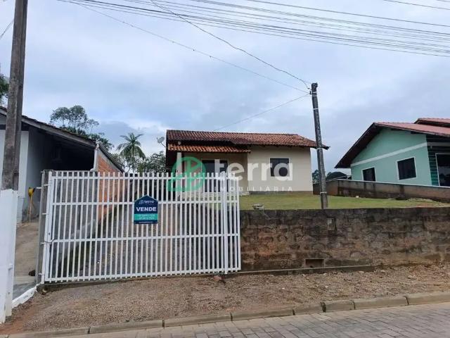 Casa / Sobrado para Venda em Indaial/SC João Paulo II 2 Quartos