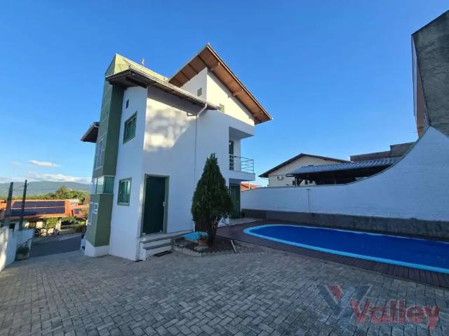 Casa / Sobrado para Venda em Indaial/SC João Paulo II 3 Quartos