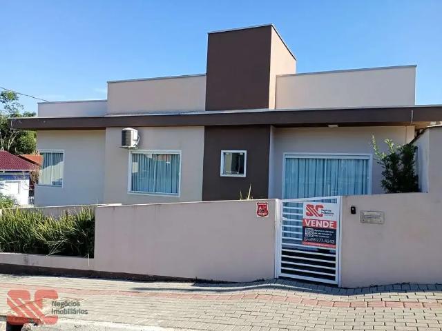Casa / Sobrado para Venda em Indaial/SC João Paulo II 3 Quartos