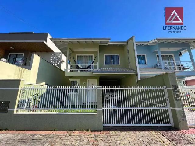 Casa / Sobrado para Venda em Indaial/SC Sol 3 Quartos