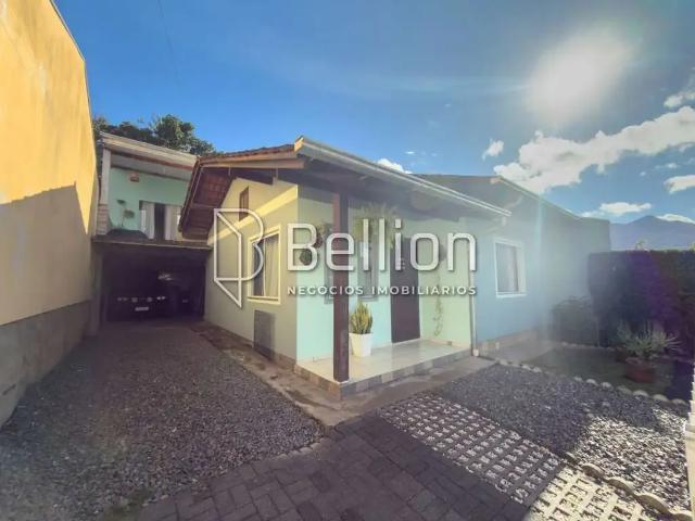 Casa / Sobrado para Venda em Indaial/SC Warnow 4 Quartos