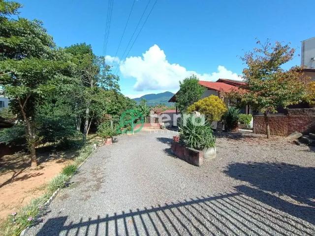 Casa / Sobrado para Venda em Indaial/SC Tapajós 5 Quartos
