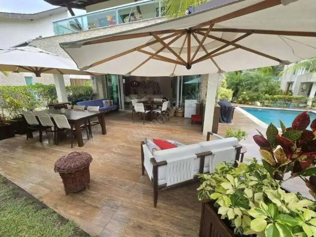 Casa / Sobrado para Venda em Ipojuca/PE Muro Alto 4 Quartos