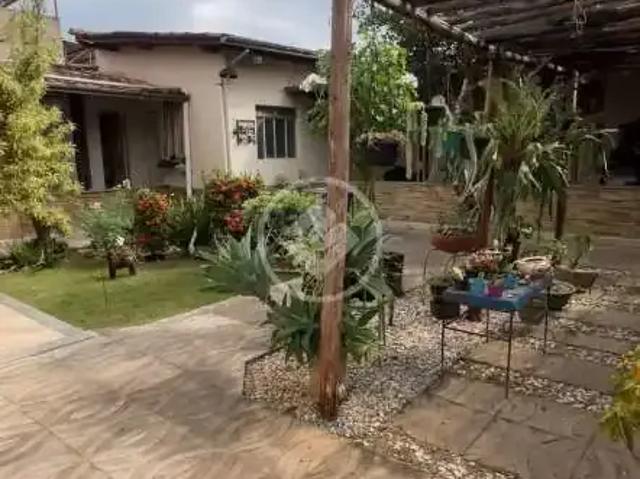 Casa / Sobrado para Venda em Ipatinga/MG Bom Retiro 3 Quartos