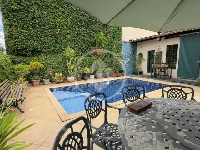 Casa / Sobrado para Venda em Ipatinga/MG Cariru 4 Quartos