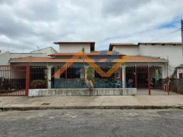 Casa / Sobrado para Venda em Ipatinga/MG Cidade Nobre 4 Quartos
