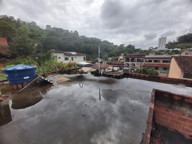 Casa / Sobrado para Venda em Ipatinga/MG Ideal 3 Quartos