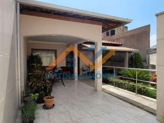 Casa / Sobrado para Venda em Ipatinga/MG Ideal 3 Quartos