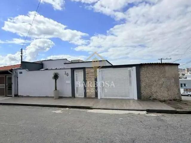 Casa / Sobrado para Venda em Ipatinga/MG Ideal 3 Quartos