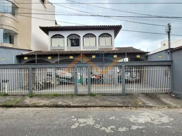 Casa / Sobrado para Venda em Ipatinga/MG Imbaúbas 6 Quartos