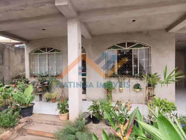 Casa / Sobrado para Venda em Ipatinga/MG Veneza 4 Quartos