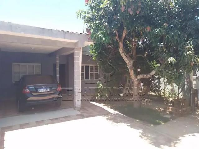 Casa / Sobrado para Venda em Iperó/SP Capuavinha 3 Quartos