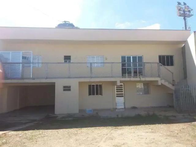Casa / Sobrado para Venda em Iperó/SP Centro 4 Quartos