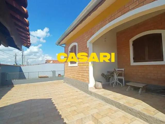 Casa / Sobrado para Venda em Iperó/SP Portal do Cedro 4 Quartos