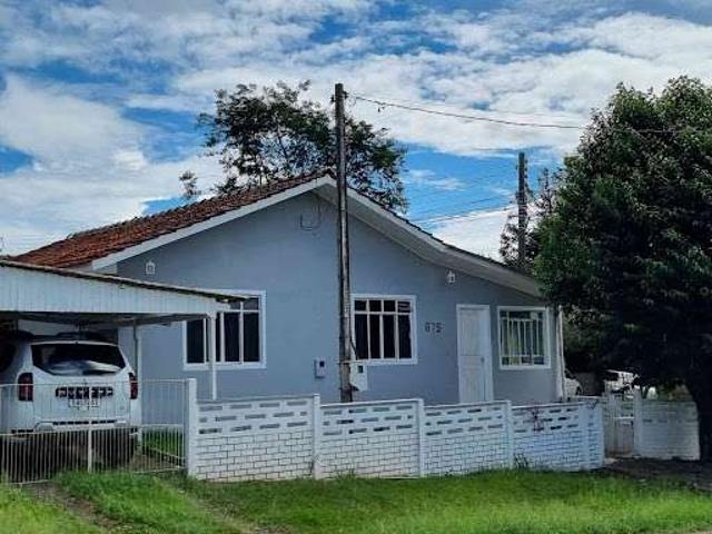 Casa / Sobrado para Venda em Irati/PR Rio Bonito 4 Quartos