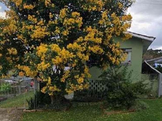 Casa / Sobrado para Venda em Irati/PR Stroparo 3 Quartos