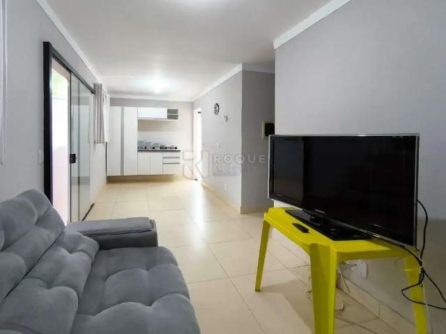 Casa / Sobrado para Venda em Iracemápolis/SP Jardim Niza Azevedo Calice 2 Quartos