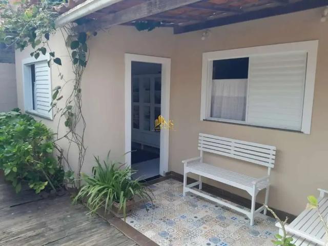 Casa / Sobrado para Venda em Irará/BA Centro 2 Quartos