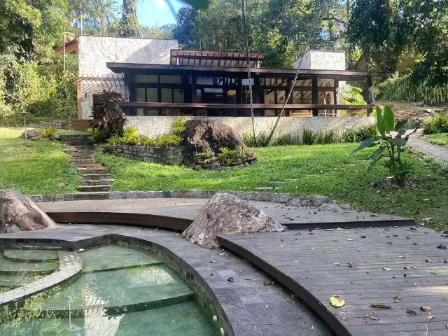 Casa / Sobrado para Venda em Itatiaia/RJ Penedo 3 Quartos