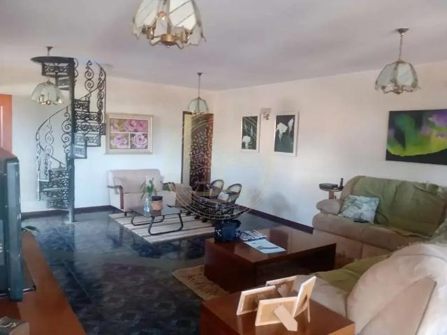 Casa / Sobrado para Venda em Itatiba/SP Centro 3 Quartos