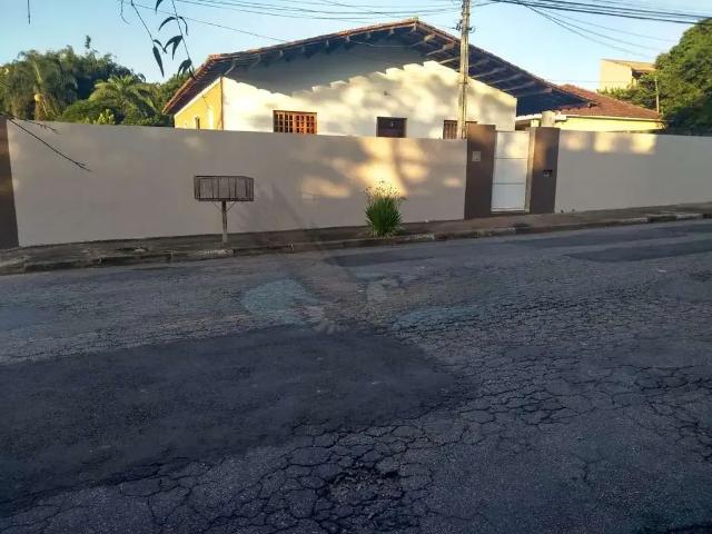 Casa / Sobrado para Venda em Itatiba/SP Centro 3 Quartos