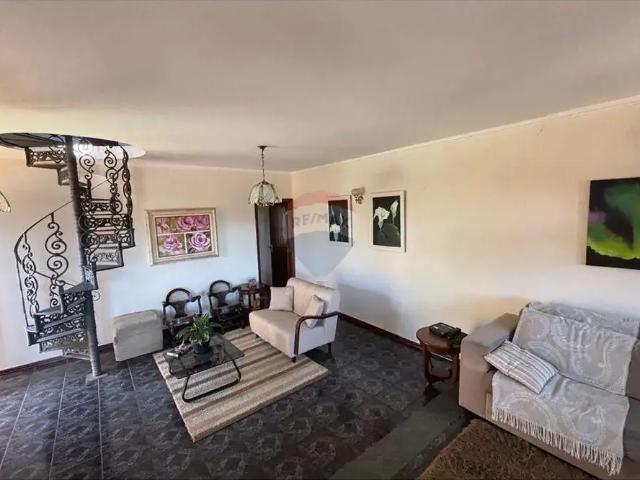 Casa / Sobrado para Venda em Itatiba/SP Centro 3 Quartos