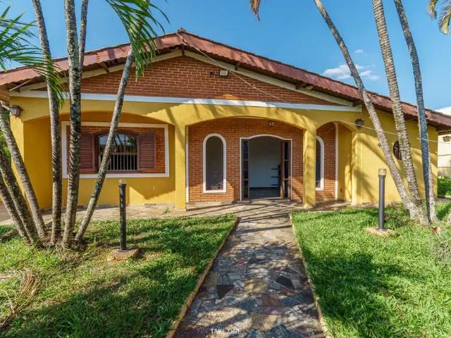 Casa / Sobrado para Venda em Itatiba/SP Centro 4 Quartos