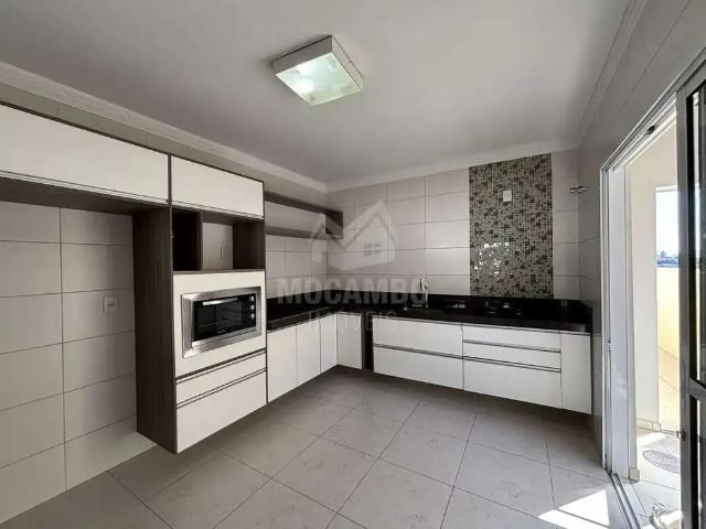 Casa / Sobrado para Venda em Itatiba/SP Bairro do Engenho 3 Quartos