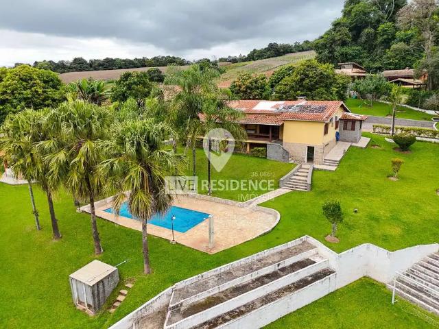 Casa / Sobrado para Venda em Itatiba/SP Jardim Ana Maria 5 Quartos