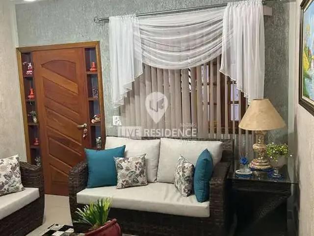 Casa / Sobrado para Venda em Itatiba/SP Jardim Virgínia 4 Quartos